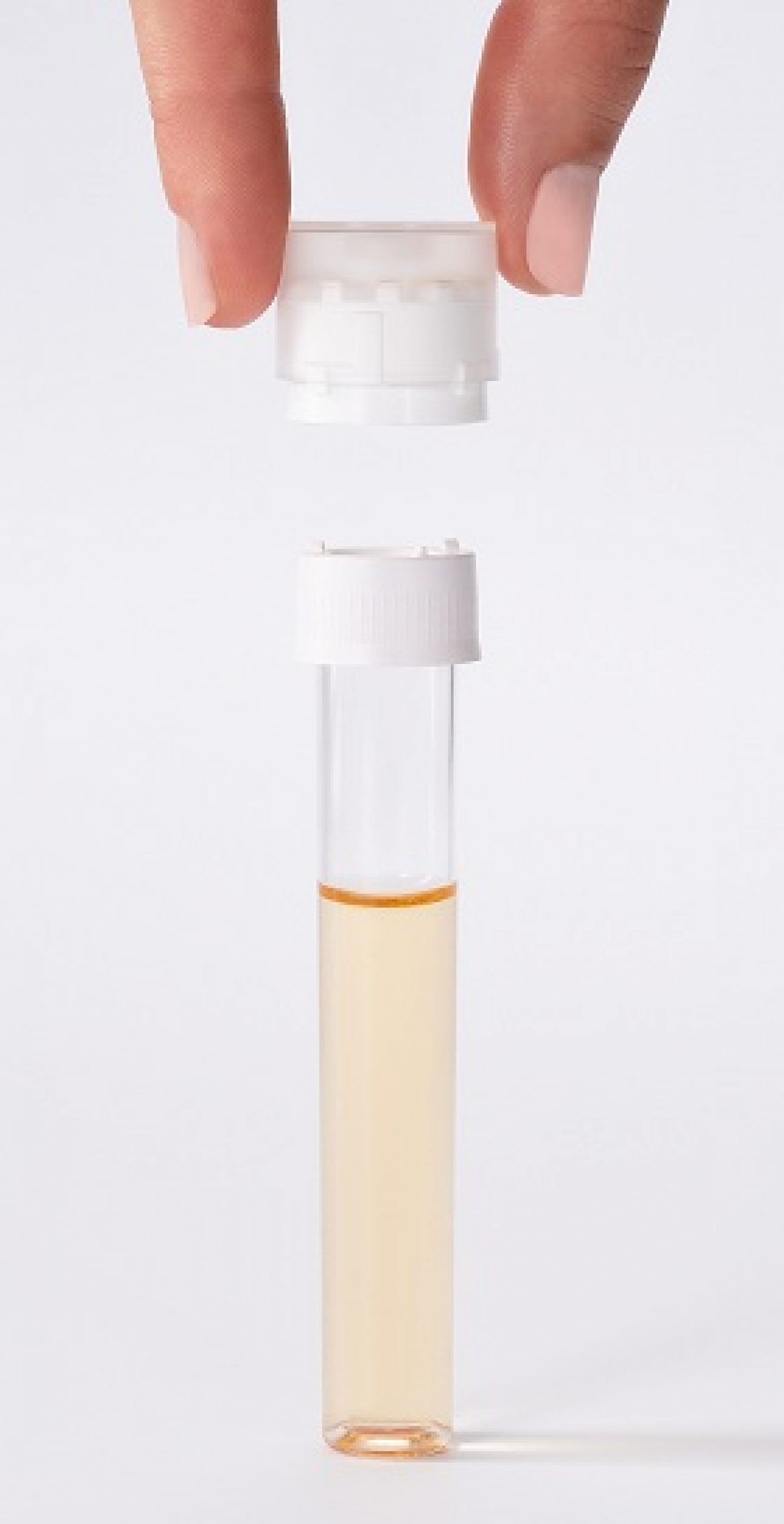 Clinical Design wins Red Dot Award for worlds first closed system urine ...